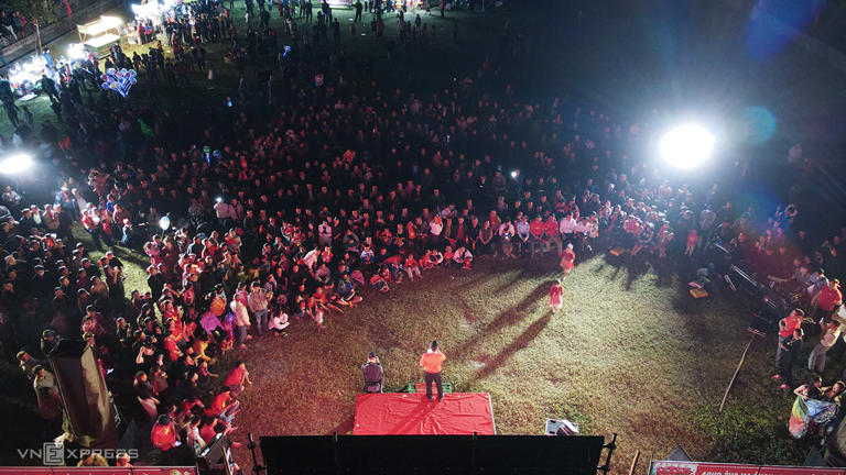 AFC U23 Asian Cup top scorer Nguyen Dinh Bac throws banquet for 1,800 ...