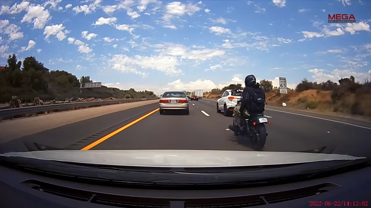 That moment the driver snaps… and the whole road becomes the enemy