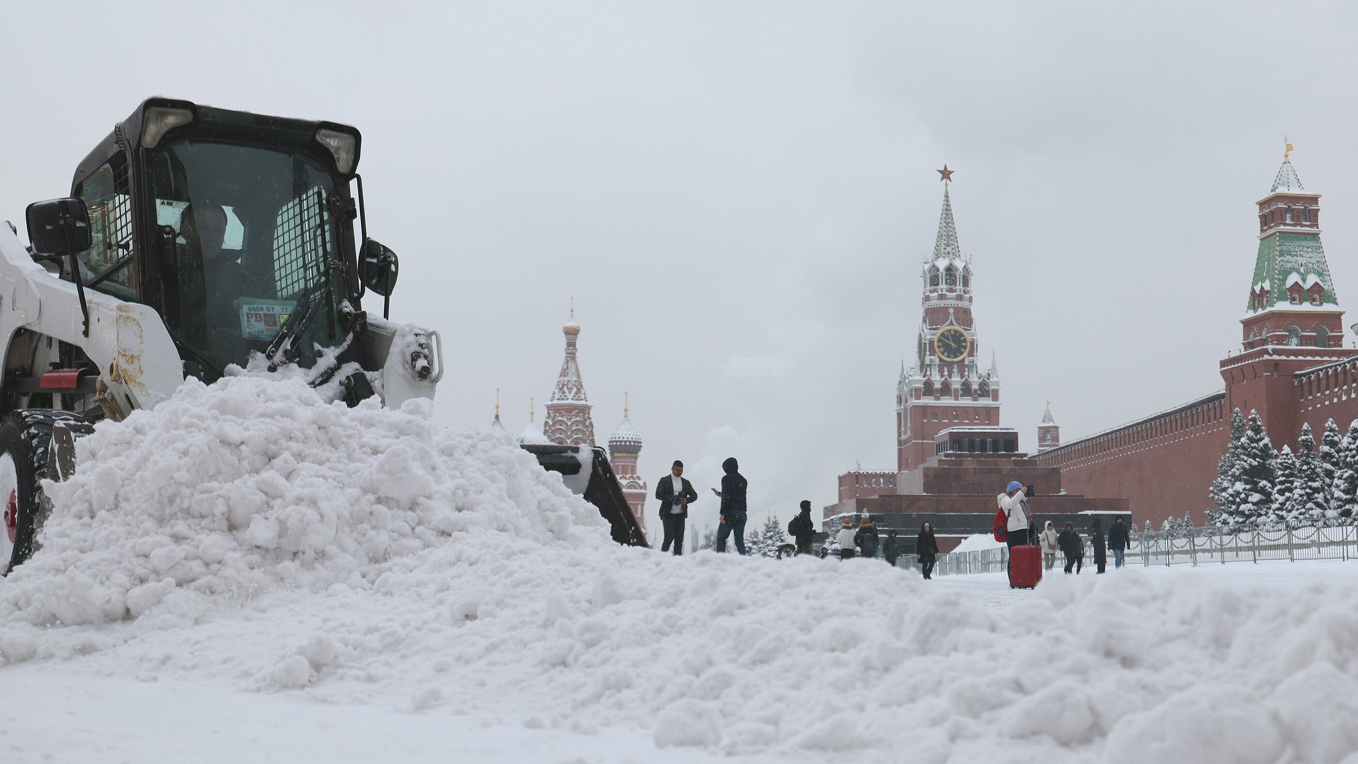 Potężna zimowa burza nad Moskwą. Władze ogłaszają pomarańczowy alert