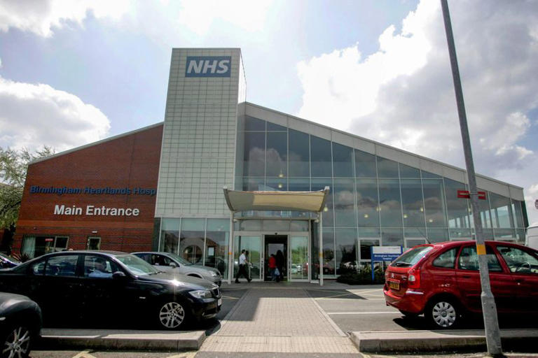 'Missed opportunities' as pregnant mum and baby die in double tragedy