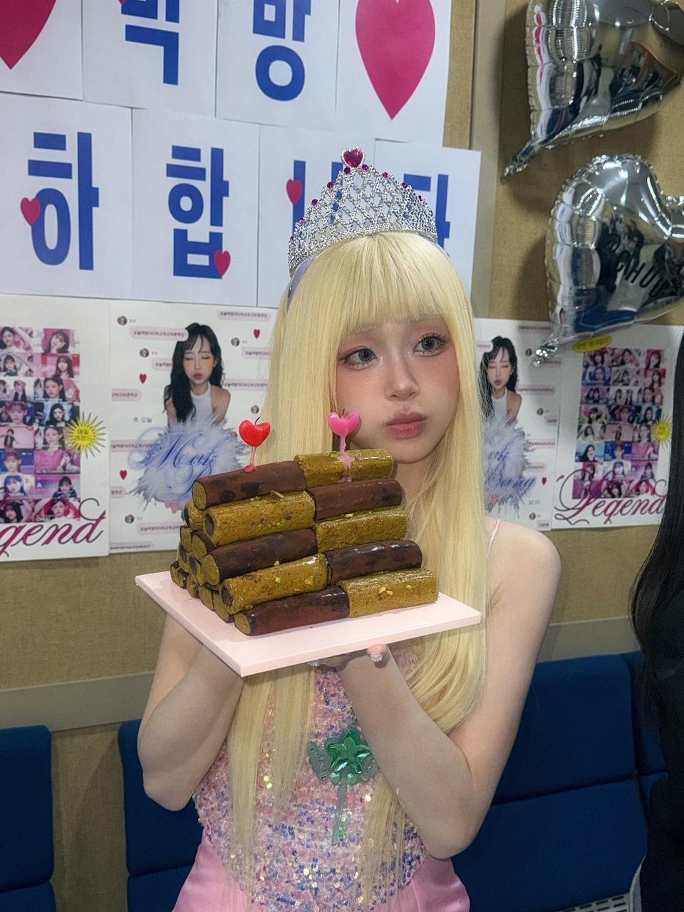 츄, “너무 즐겁고 많이 아꼈던 앨범”... 팬들과 XO 활동 마무리 시간