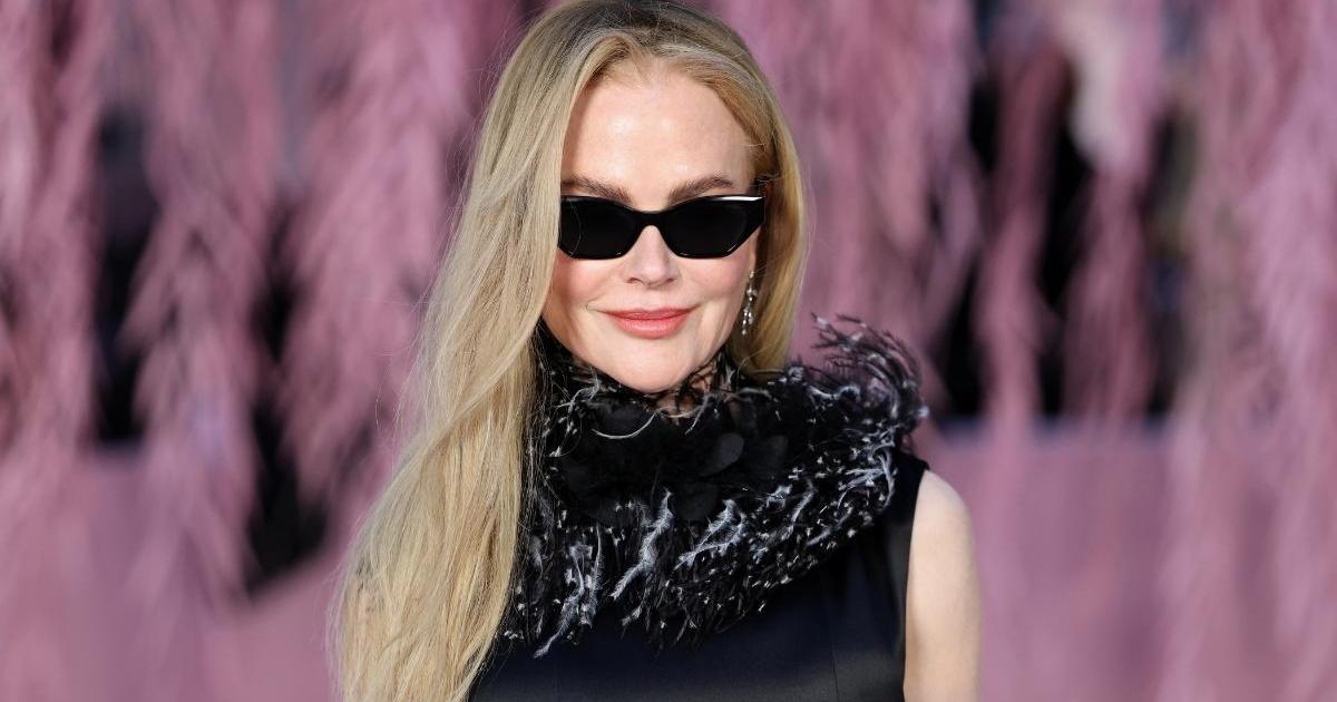 Nicole Kidman pairs feathered Chanel dress with chic two-toned pumps