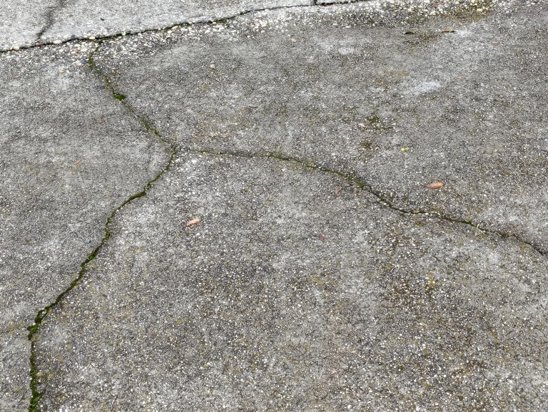 Machine learning predicts the strength of carbonated recycled concrete