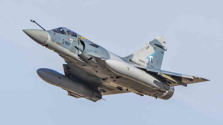 Ukraine negotiates additional Mirage 2000-5 fighters with France