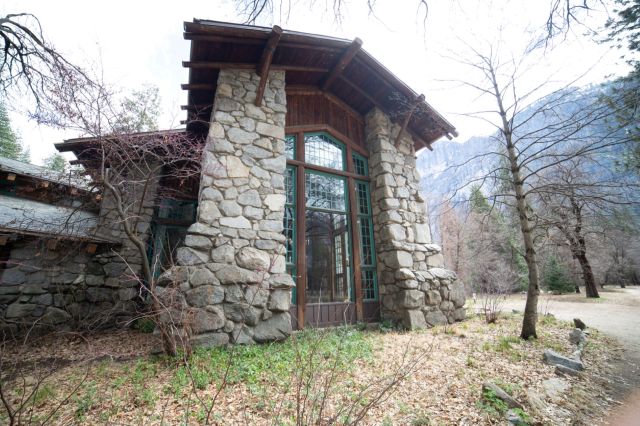 Yosemite National Park makes an unusual request for hiking visitors: 'I ...