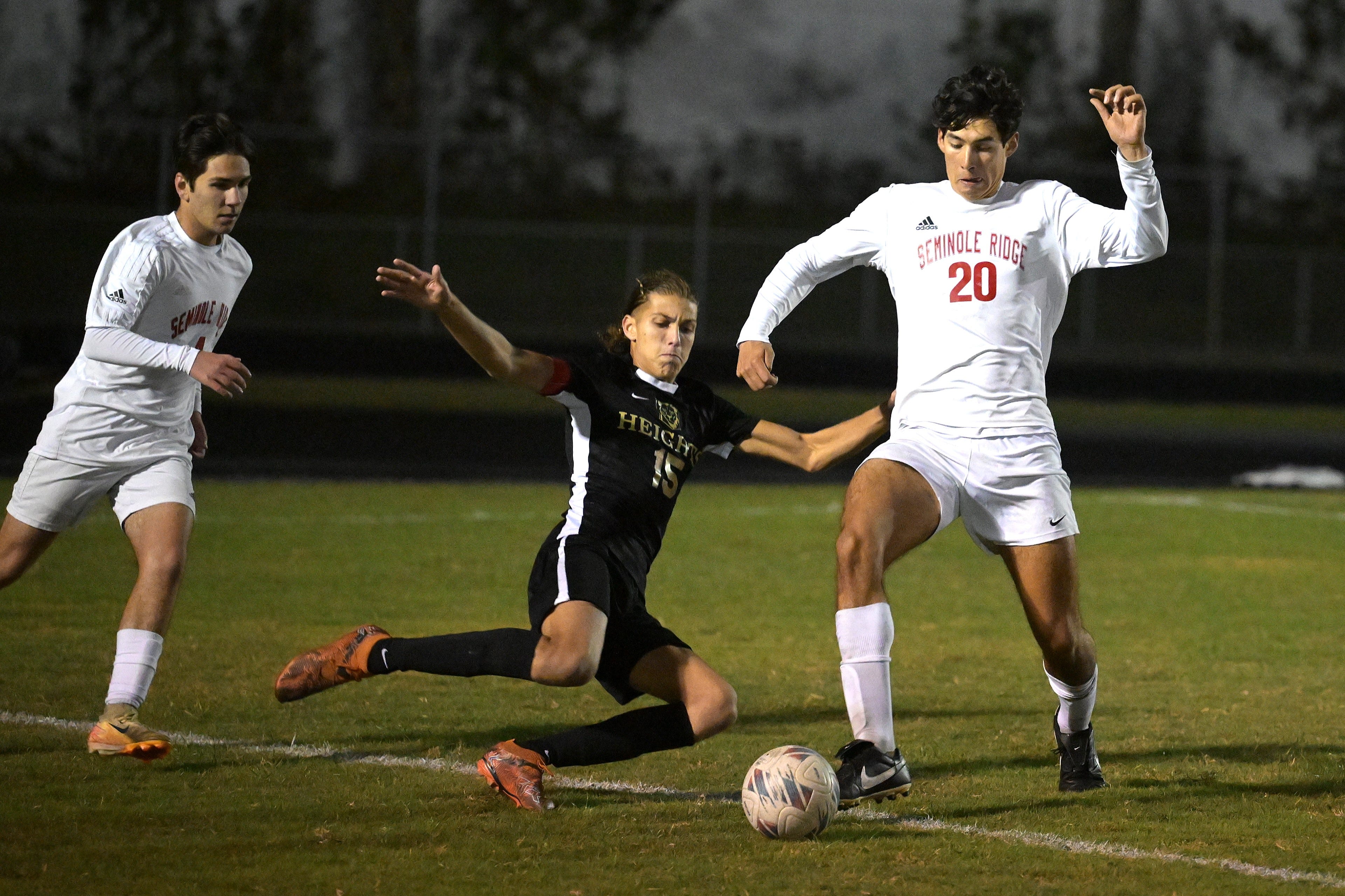 Olympic Heights boys soccer wins district title in penalty shootout