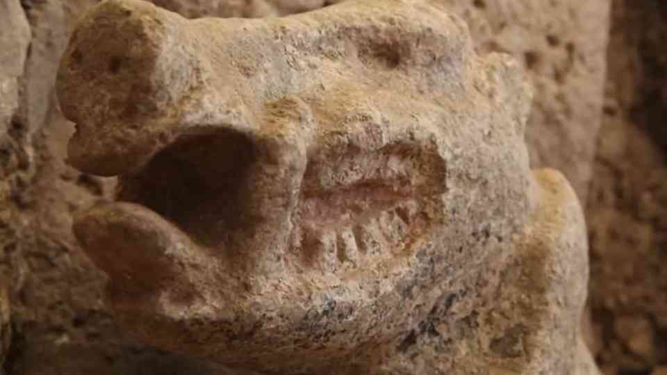 11,000-year-old painted boar statue found at Göbekli Tepe