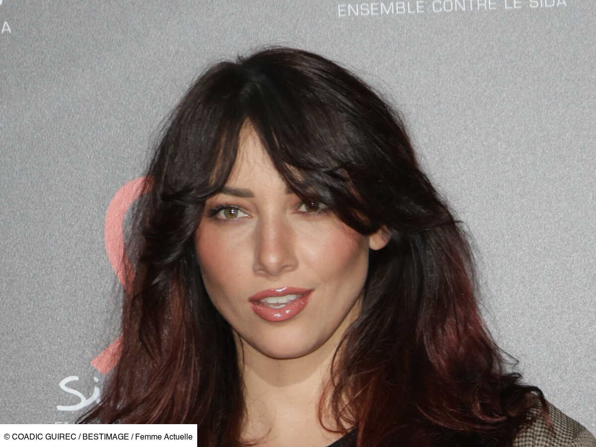 « Je lisais ça et ça fait hyper mal » : Delphine Wespiser revient sur ...