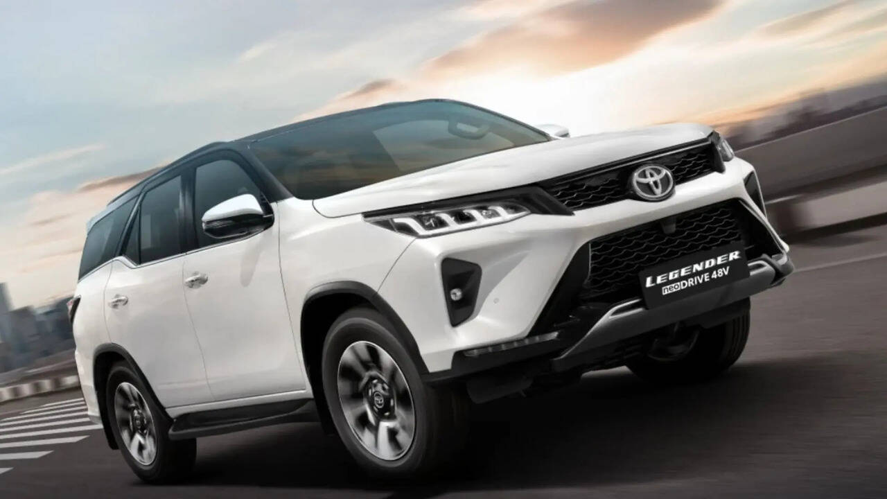 Toyota Fortuner Legender base variant explained - power, engine ...