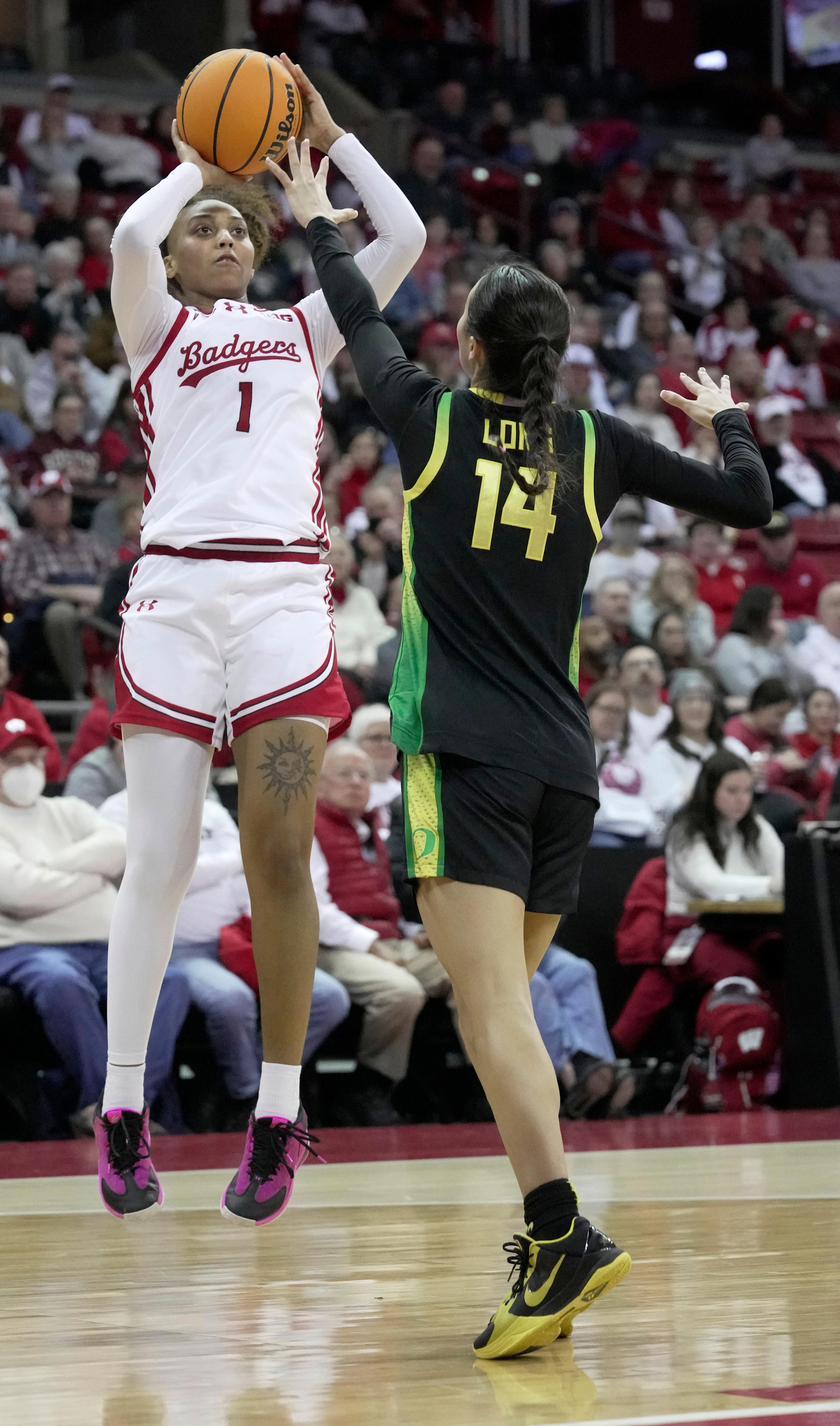 Visiting locker room: Badgers ball knower talks Wisconsin’s surprise season