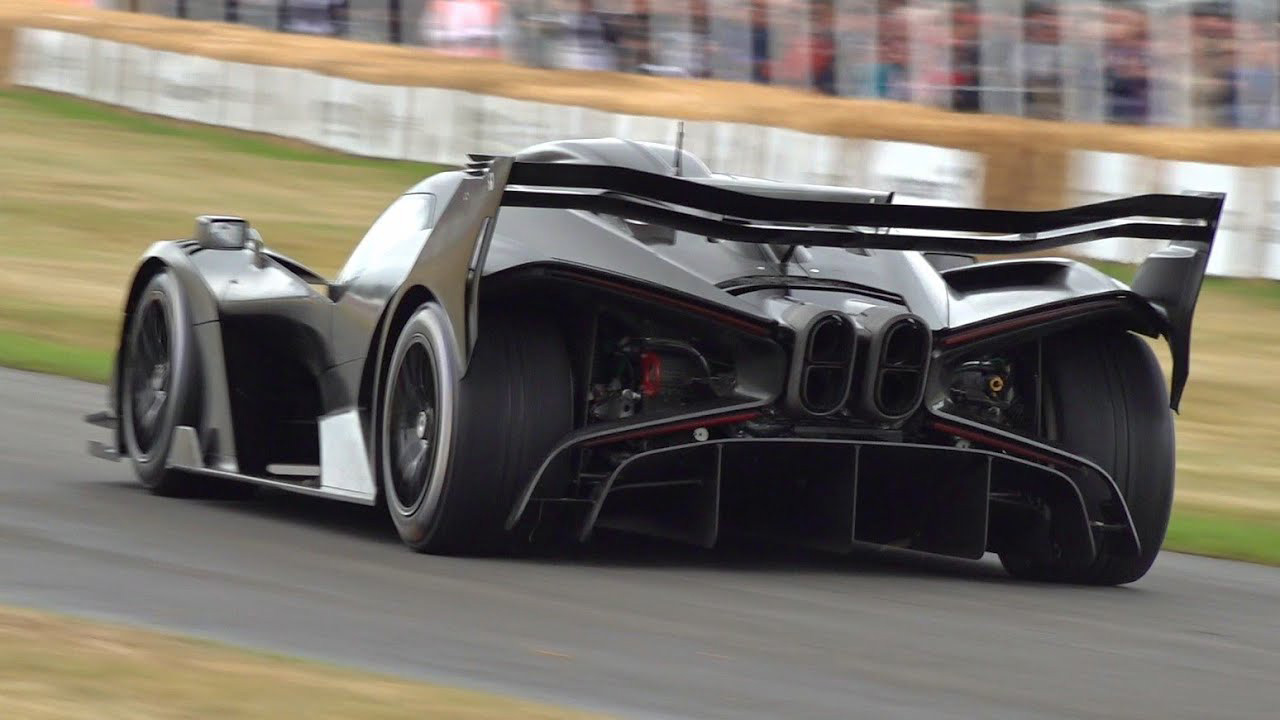 McLaren Solus GT track monster action