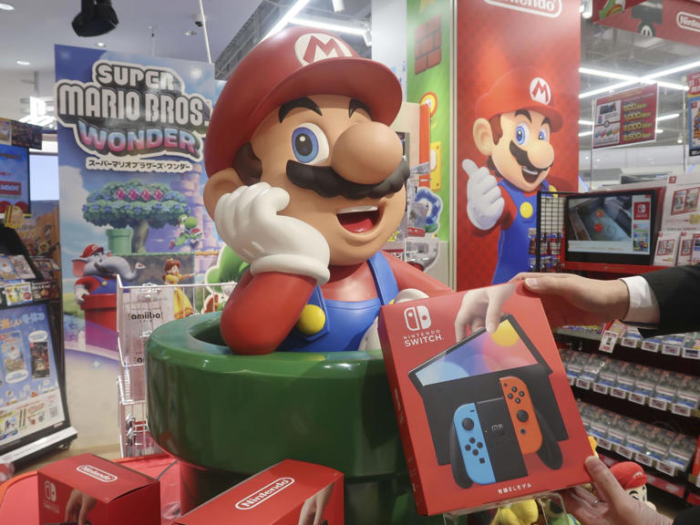 Switch to become most sold Nintendo game console, surpassing DS