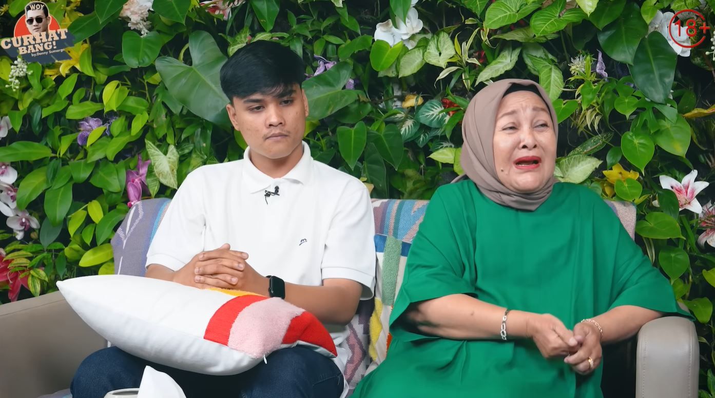 Siapakah sosok ayah kandung Ressa Rizky Rossano? Sang tante buka suara ...