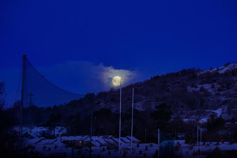 How to see the Snow Moon light up UK skies this weekend