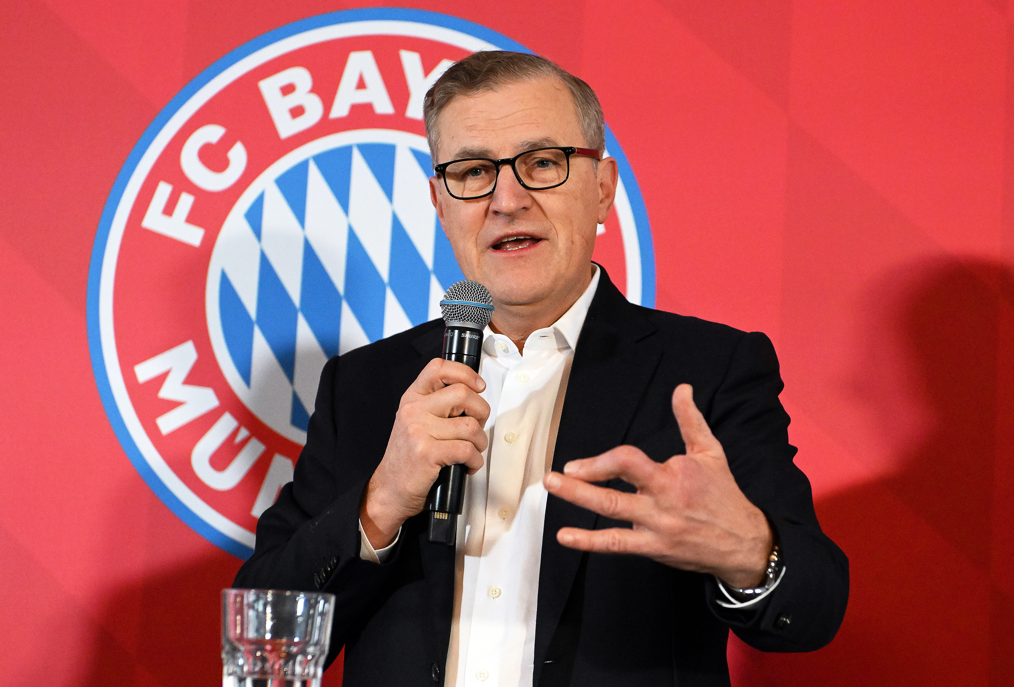 Bayern Munich boss dismisses hypothetically competing in Premier League ...
