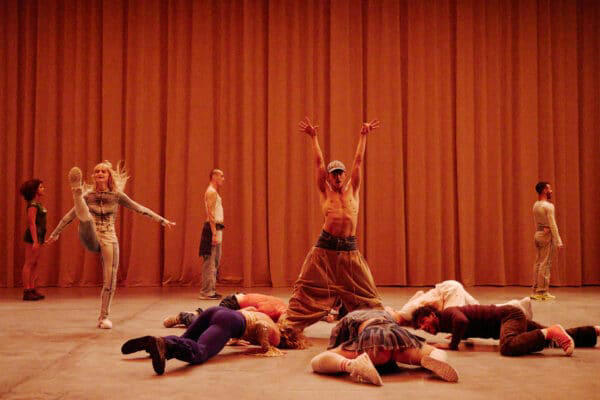 LA HORDE ouvre gratuitement ses répétitions au Ballet national de Marseille