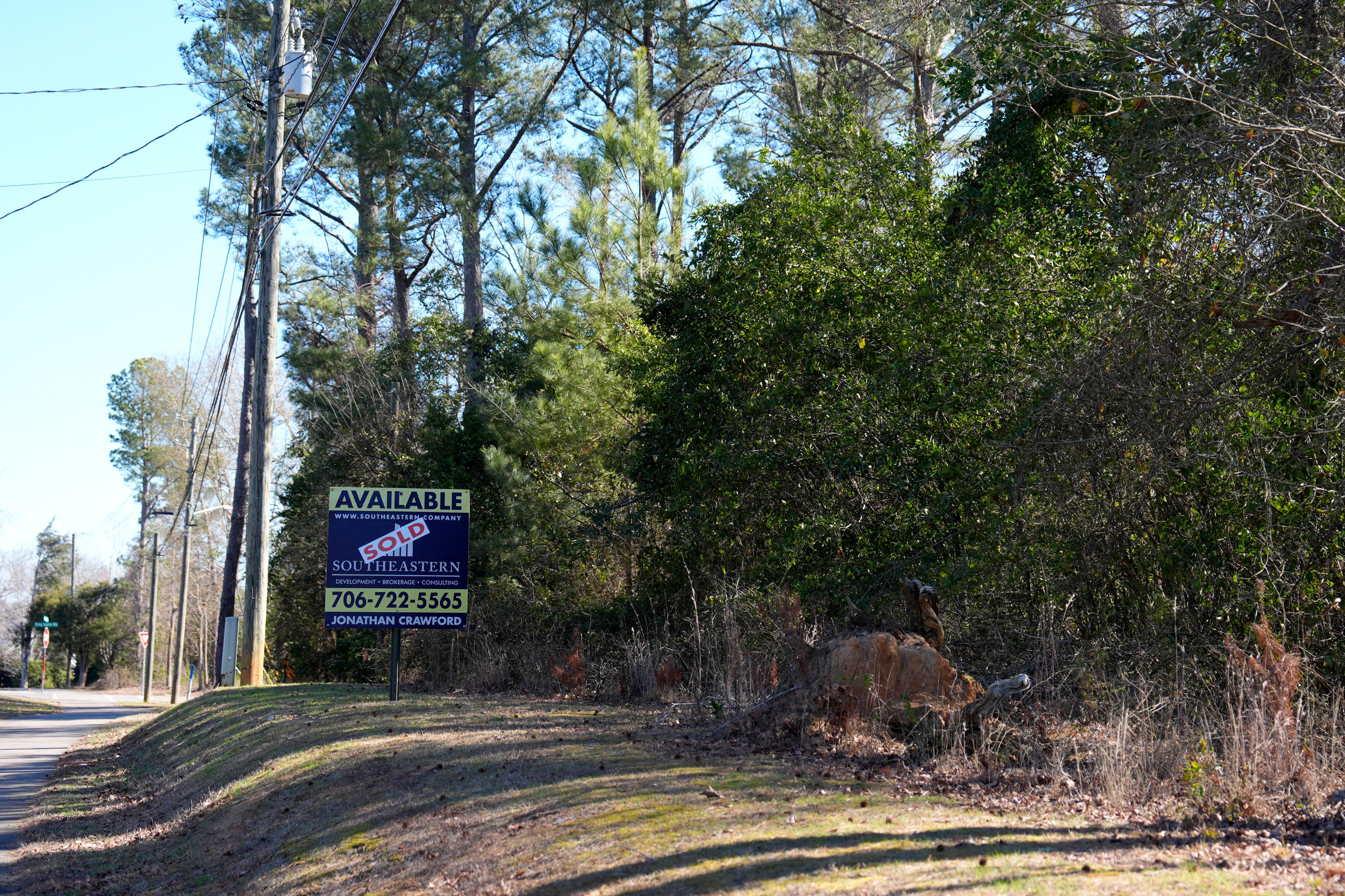 Developers propose new retail center near Lakeside High School