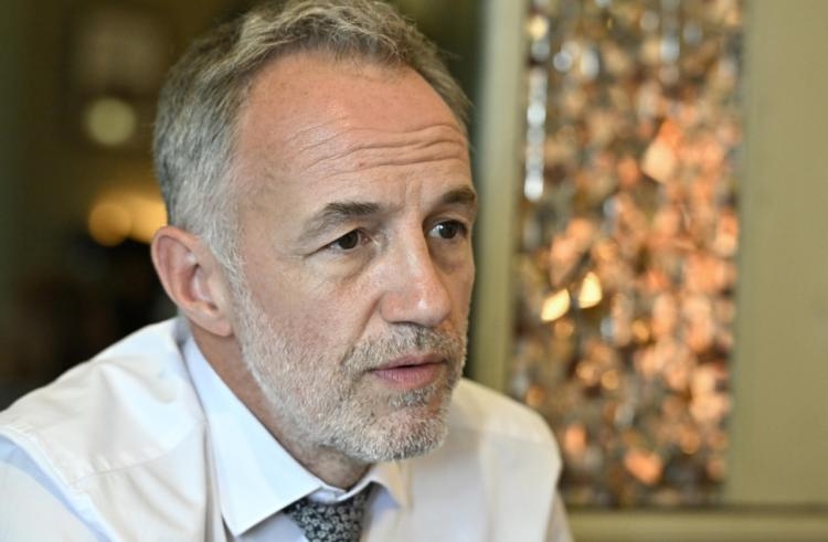 Municipales 2026 à Paris : Emmanuel Grégoire saisit l’Arcom sur le ...