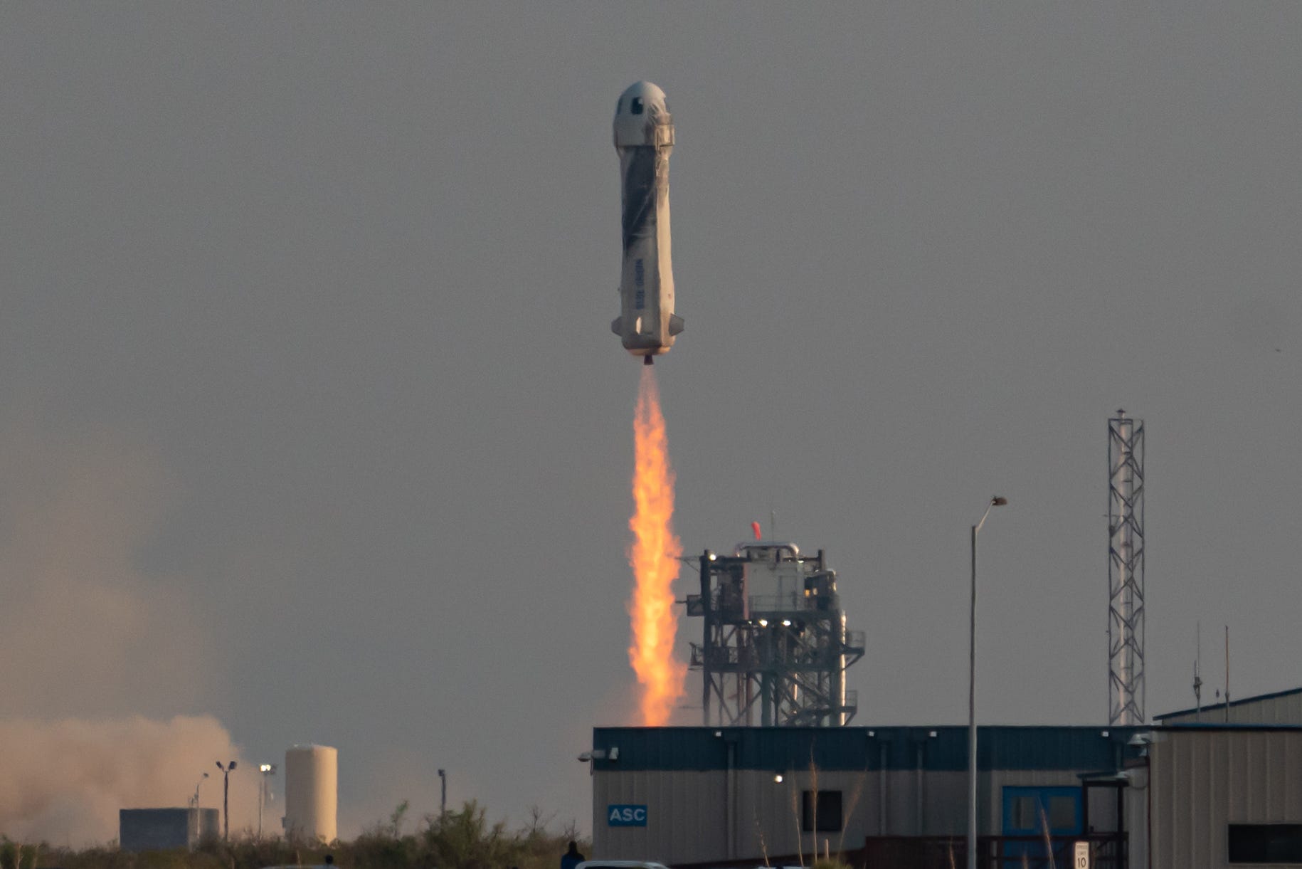 Blue Origin pauses New Shepard rocket launches in Texas. Here's why