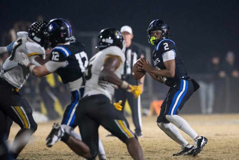 4-star LB decommits from Notre Dame after Georgia football offer