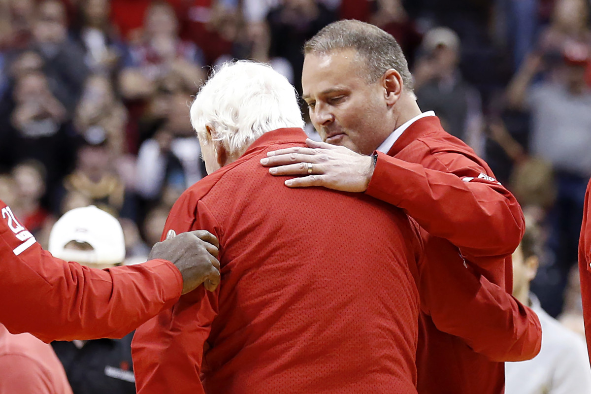 Bob Knight's son, Pat, announces he's quit