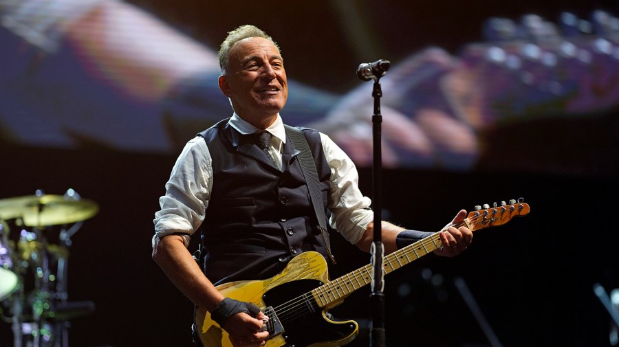 Springsteen ICE protest 'Streets of Minneapolis' was highest-selling ...