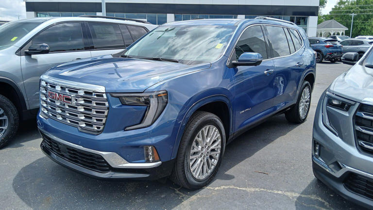 7 least reliable SUVs of 2026