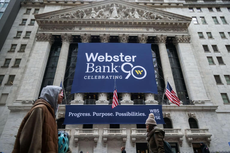 Banco Santander strikes $12.3 billion deal for Webster Financial in US ...