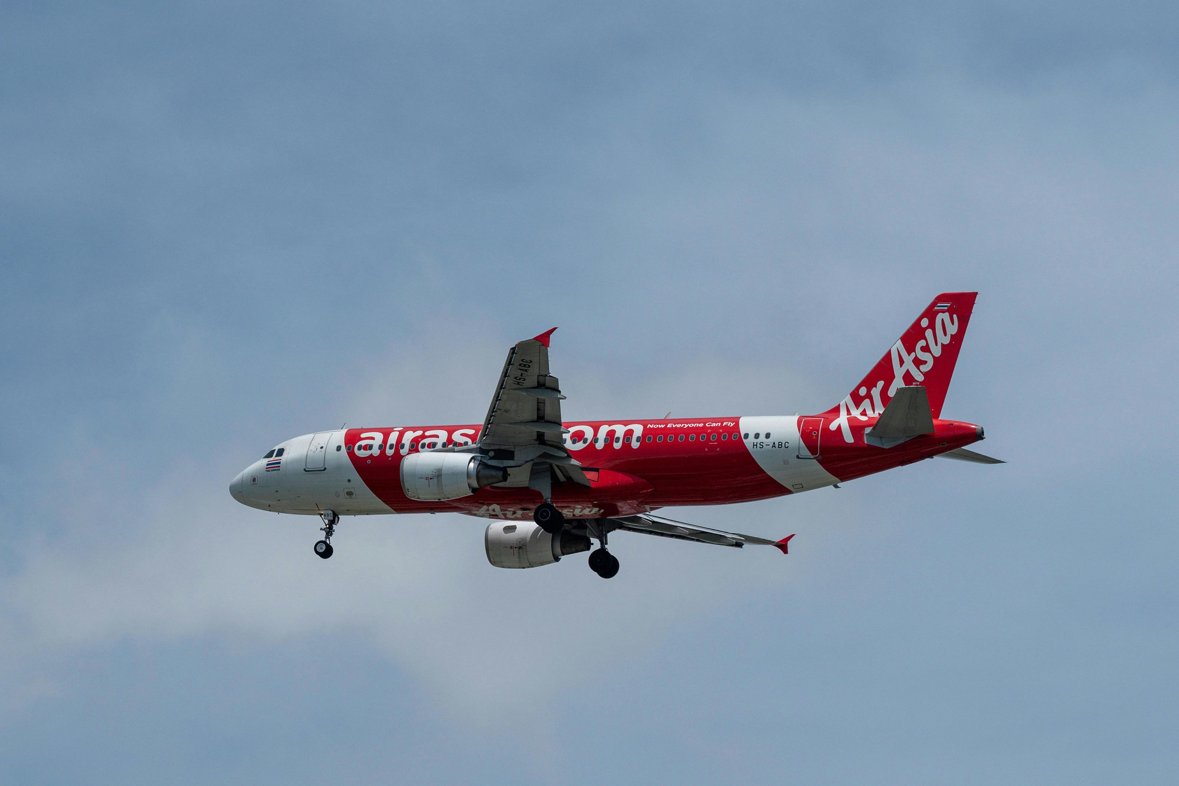 „Noch nie erlebt“: Passagier randaliert in Airbus A320 – Crew greift ein