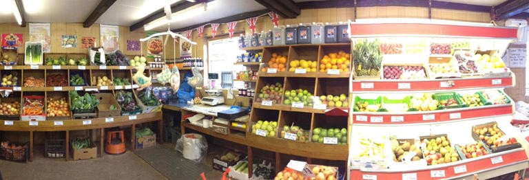 Nottinghamshire farm shop famed for 'bargain' fruit and veg should be ...