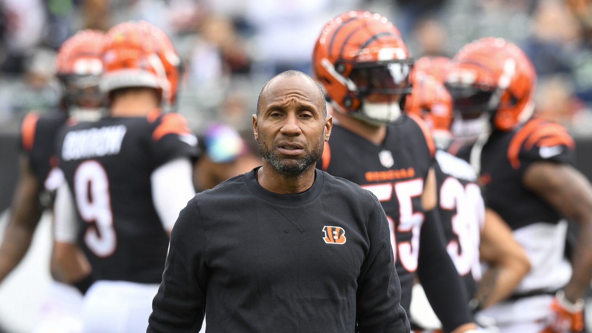 Report: Bengals WR coach Troy Walters declines Bears OC interview request