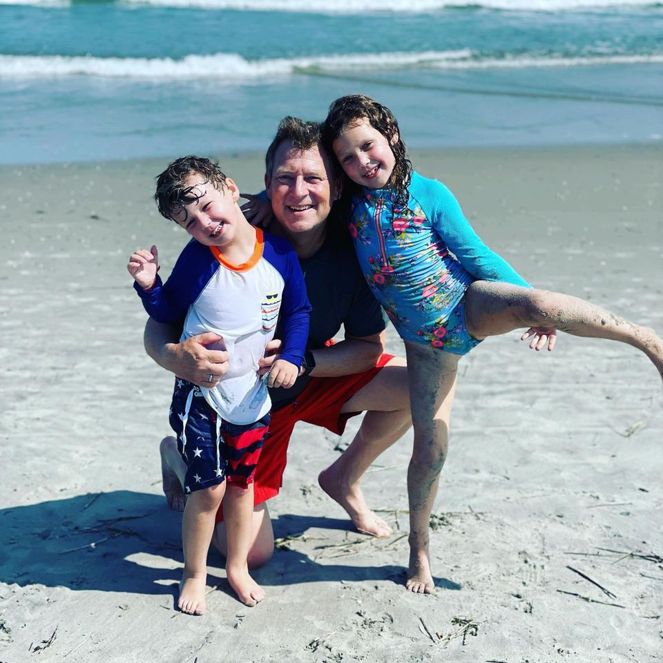 Who is Savannah Guthrie's husband? All about corporate consultant ...