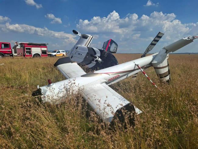 Pics | Kromvlei helicopter crash: Flight instructor hospitalised after ...