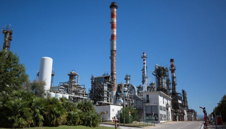 Bugaro, 'governo valuta uso del golden power per Api Falconara'