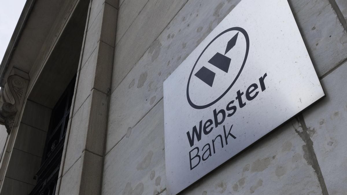 El Banco Santander acuerda la compra del Webster Bank en EEUU por 12. ...