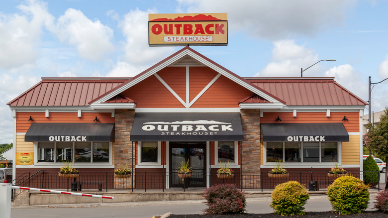 This Outback Steakhouse chocolate dessert is always worth ordering