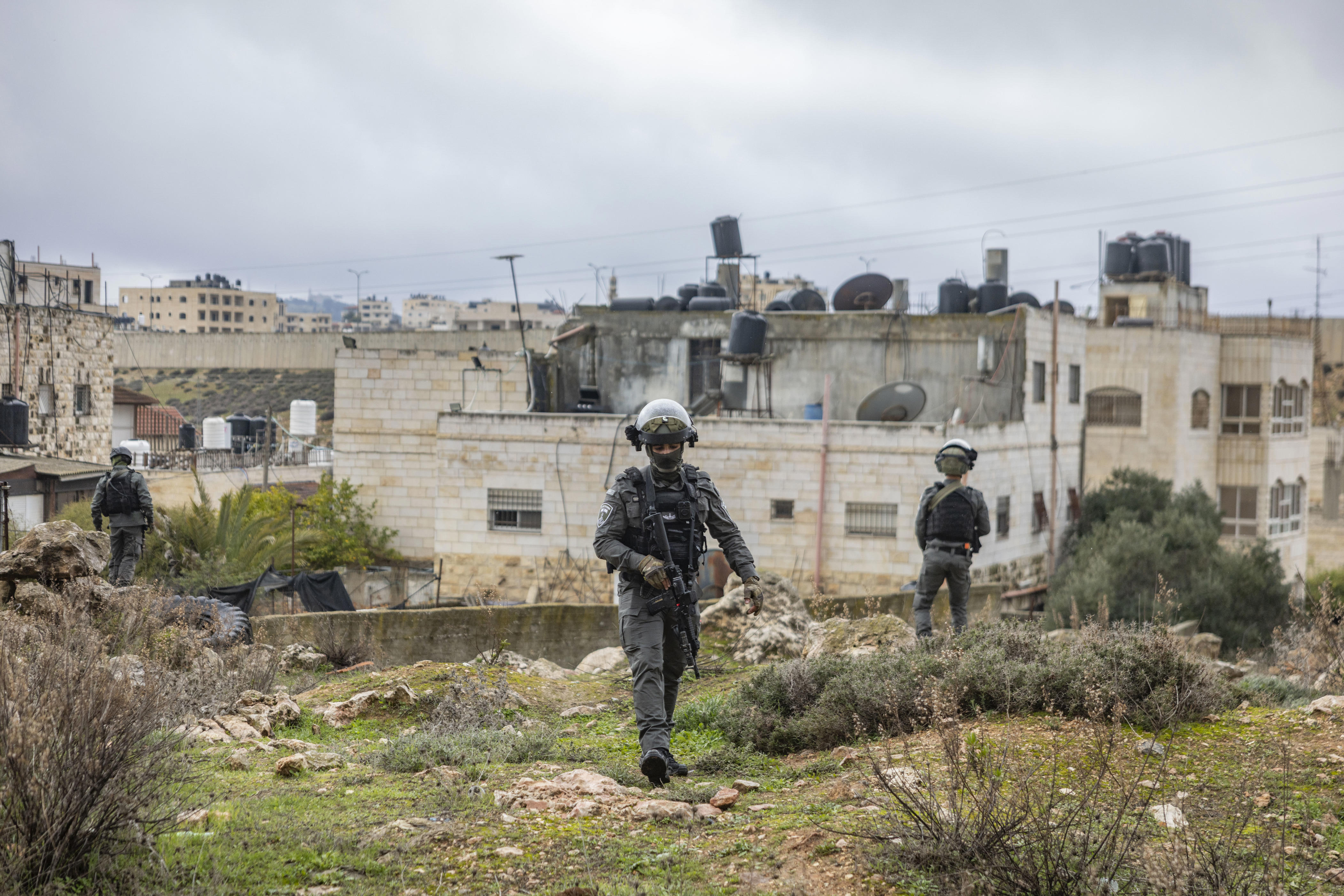 Israel police arrest individual suspected of preparing explosives ...