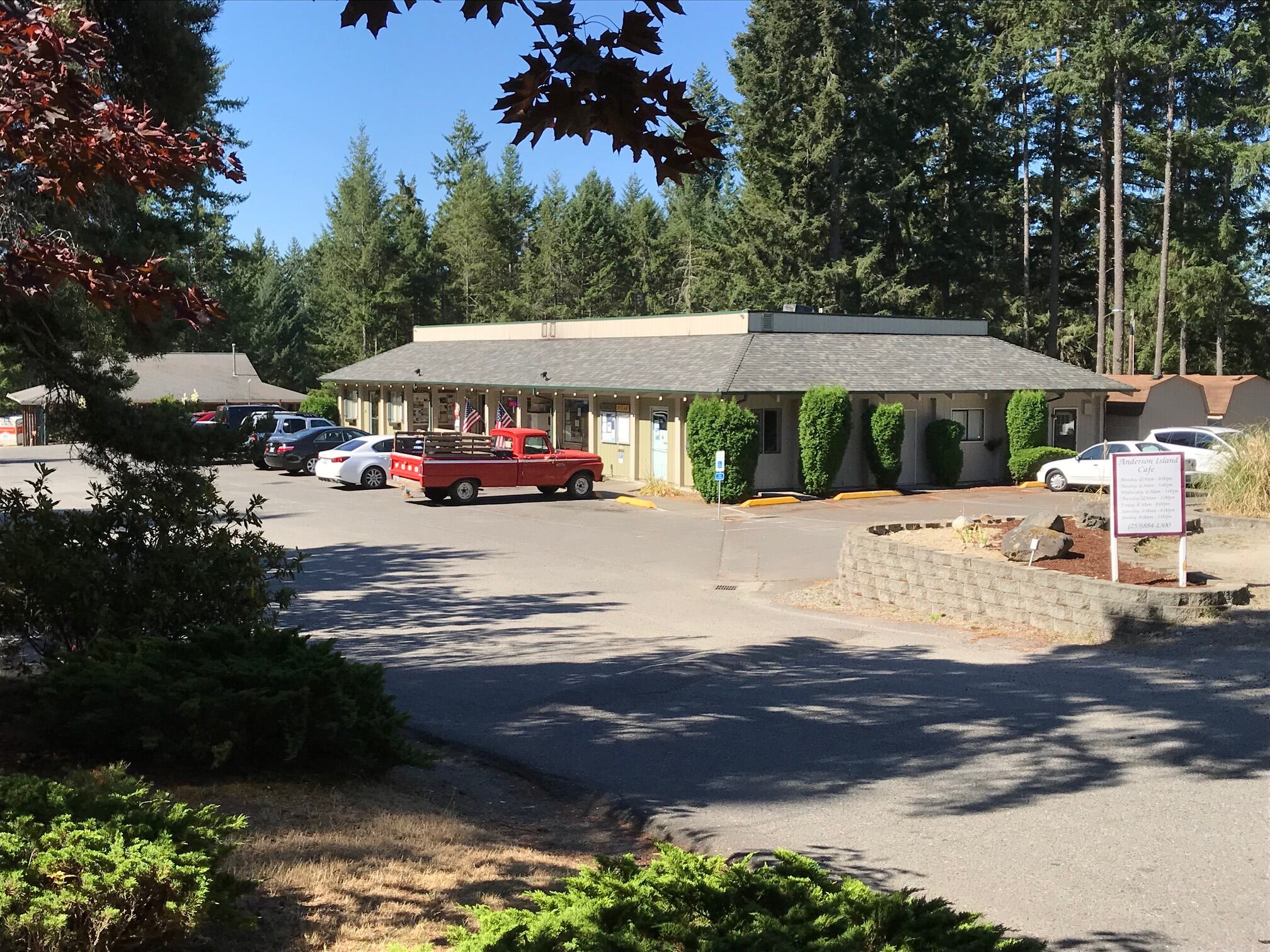 Anderson Island General Store announces closure