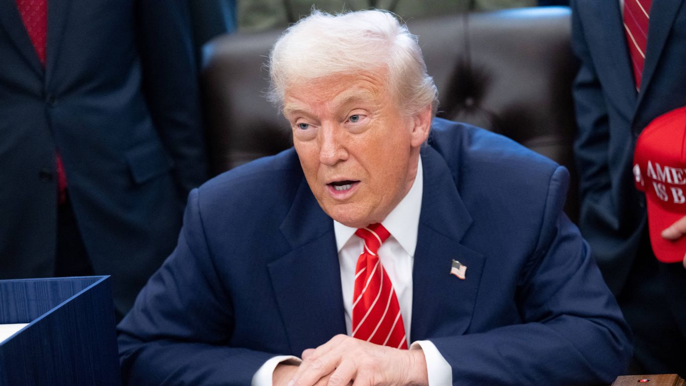Trump agrees to Super Bowl interview with NBC News' Tom Llamas
