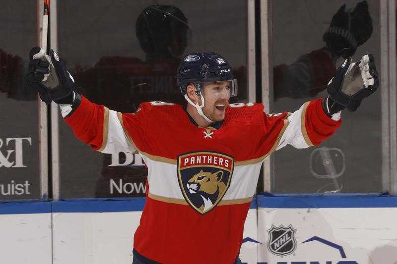 Canada adds Panthers' Sam Bennett to Olympic roster