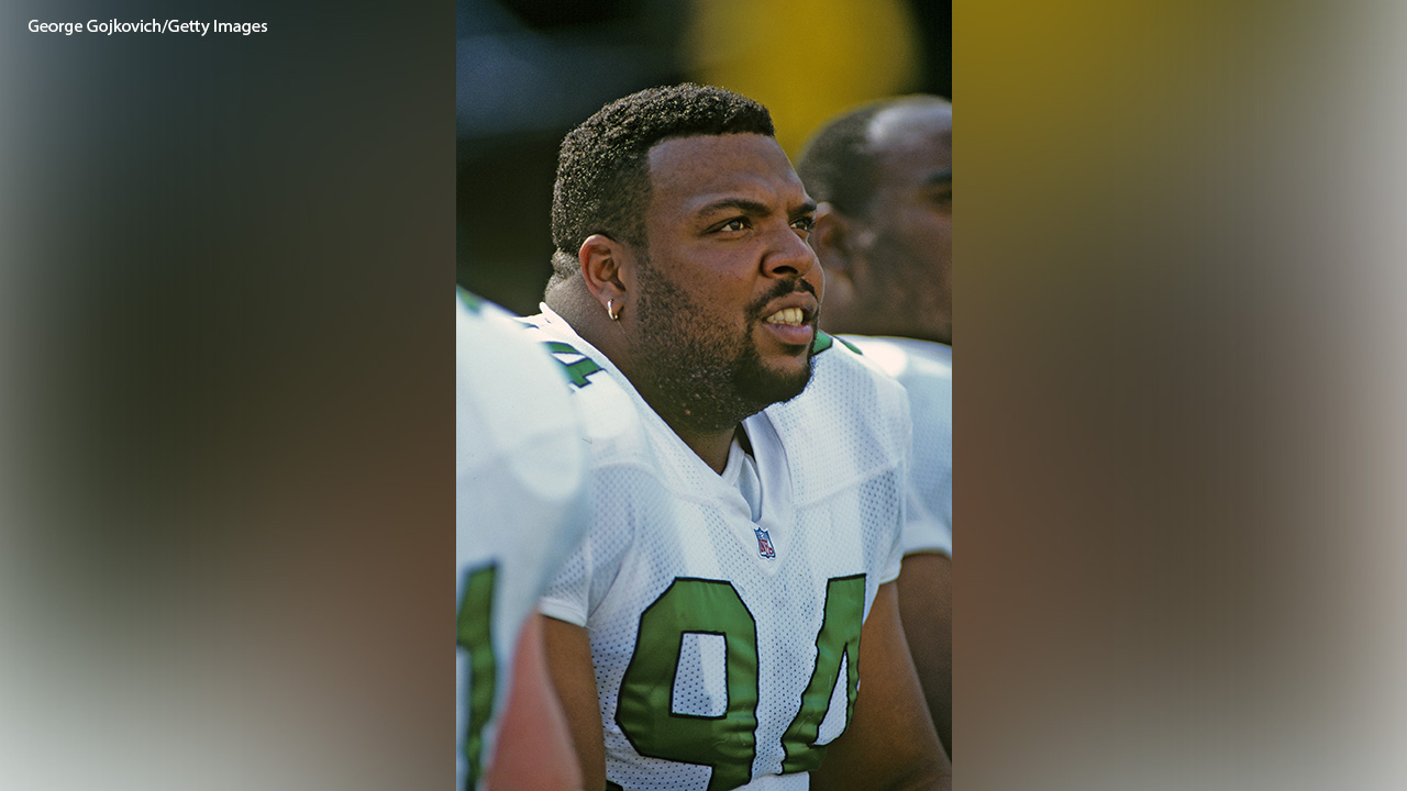 Murder of ex-NFL player possibly connected to 3 other murders in ...