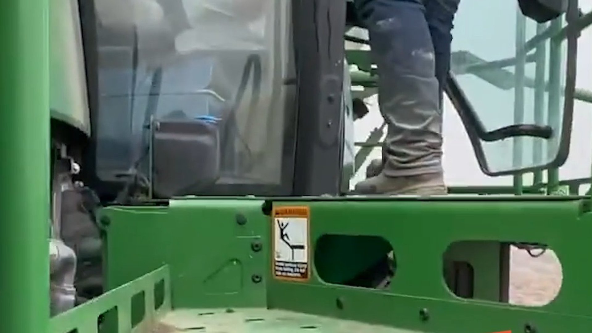 That’s a funny looking tractor