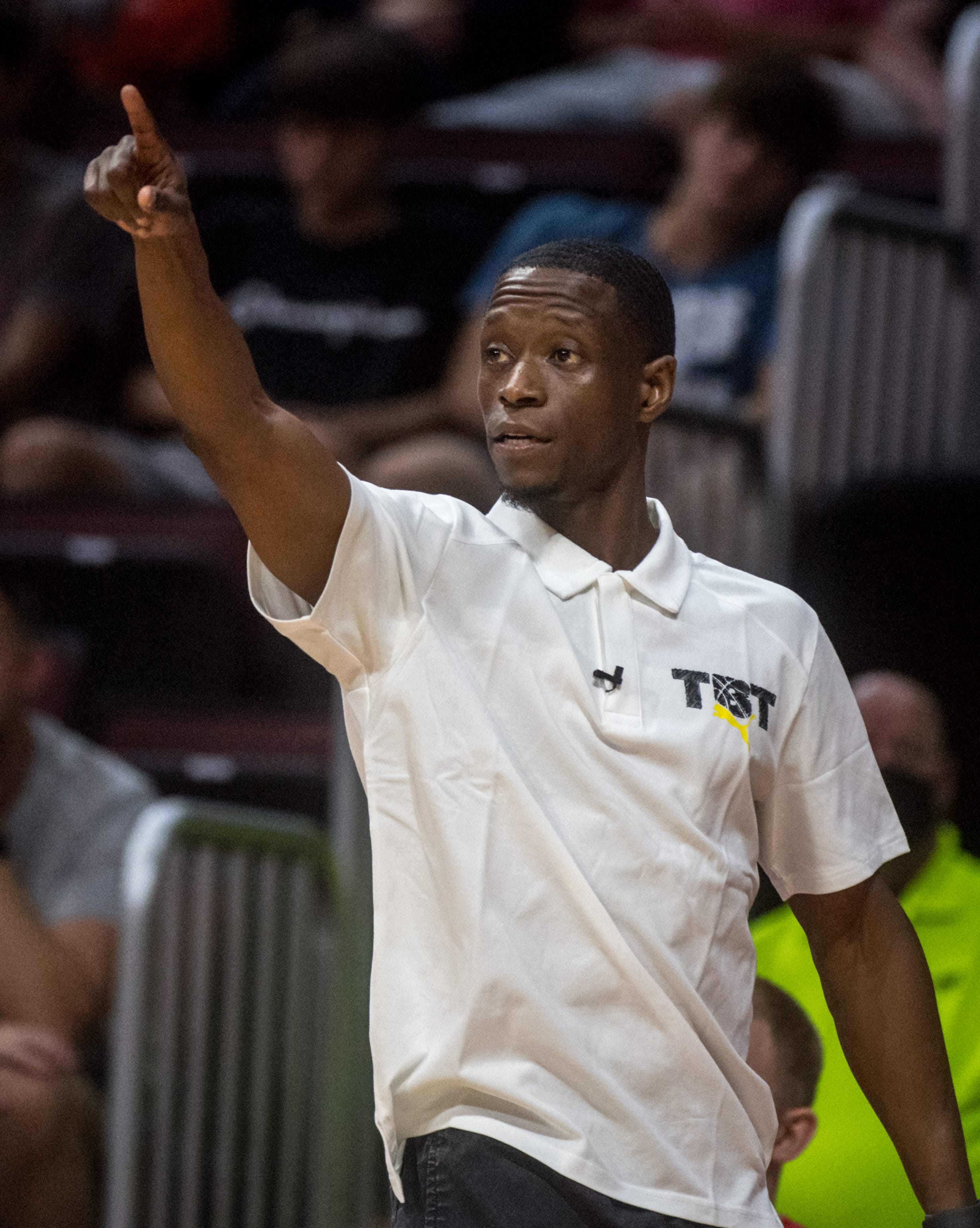 Daniel Ruffin placed on unpaid leave as Peoria High announces interim coach