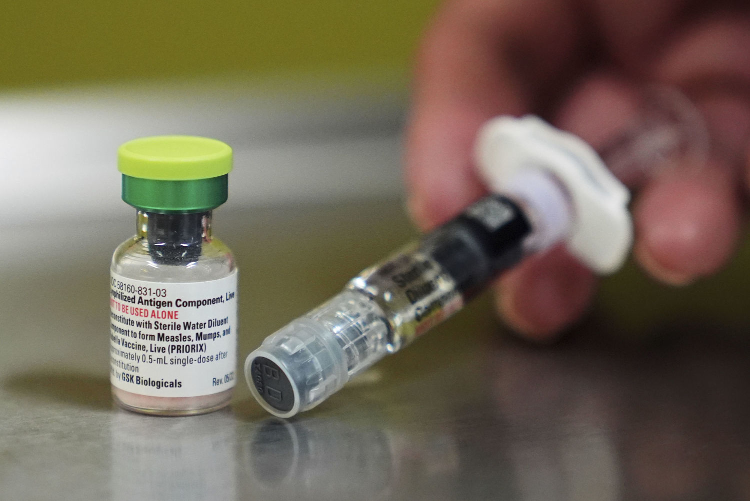 Measles outbreak linked to a Florida university, as cases keep rising ...