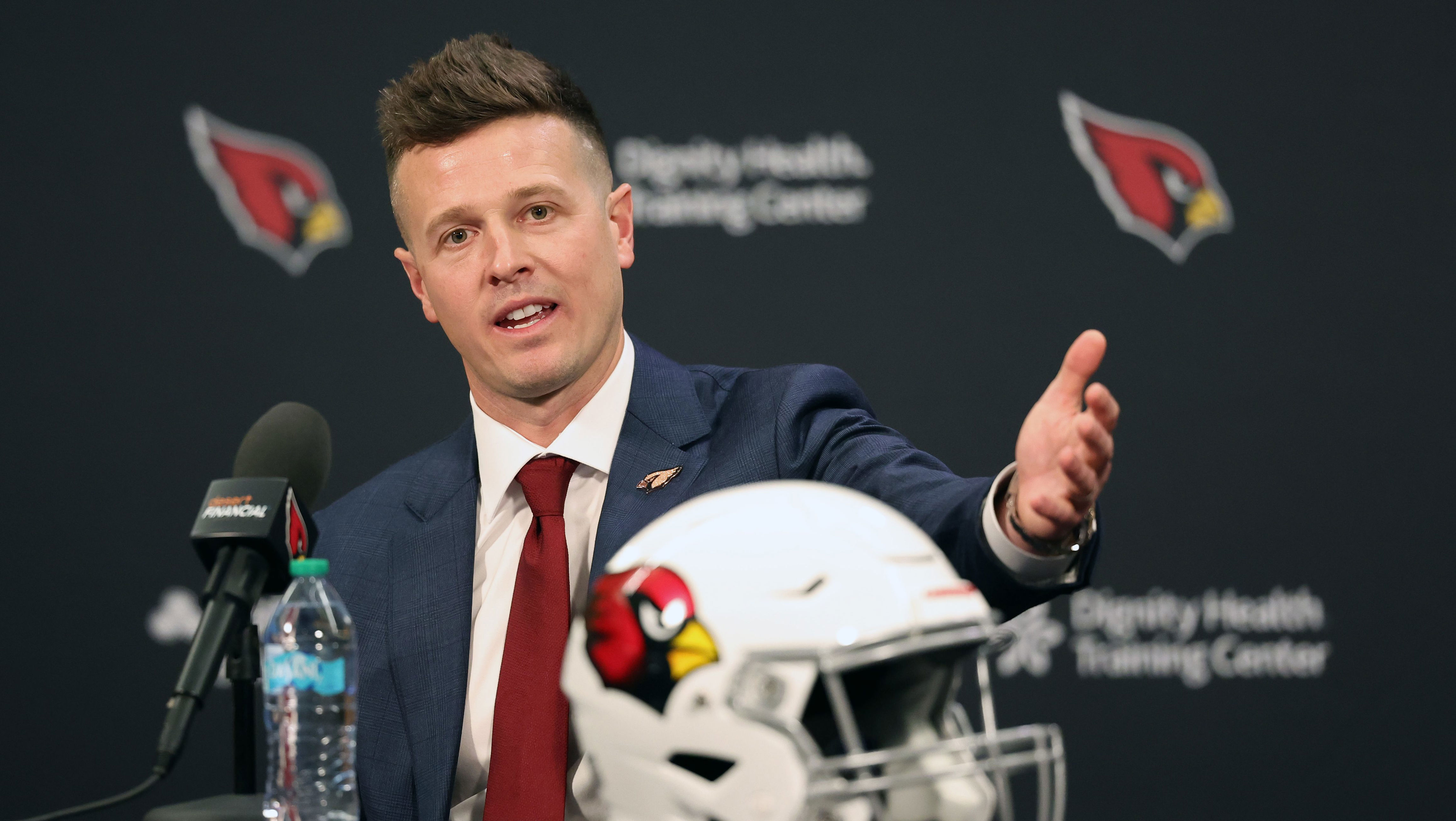 Mike LaFleur 'honored and humbled' to be Cardinals head coach