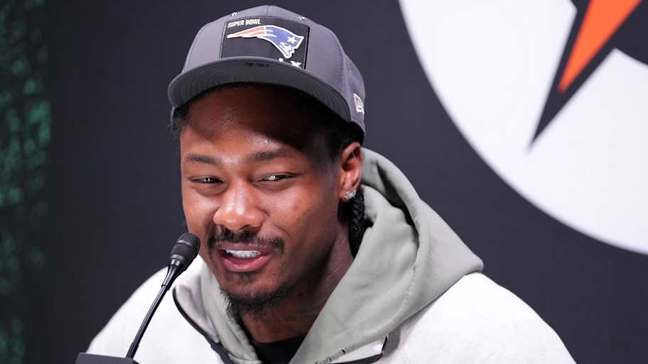 Stefon Diggs offers Bills Mafia an olive branch ahead of Super Bowl