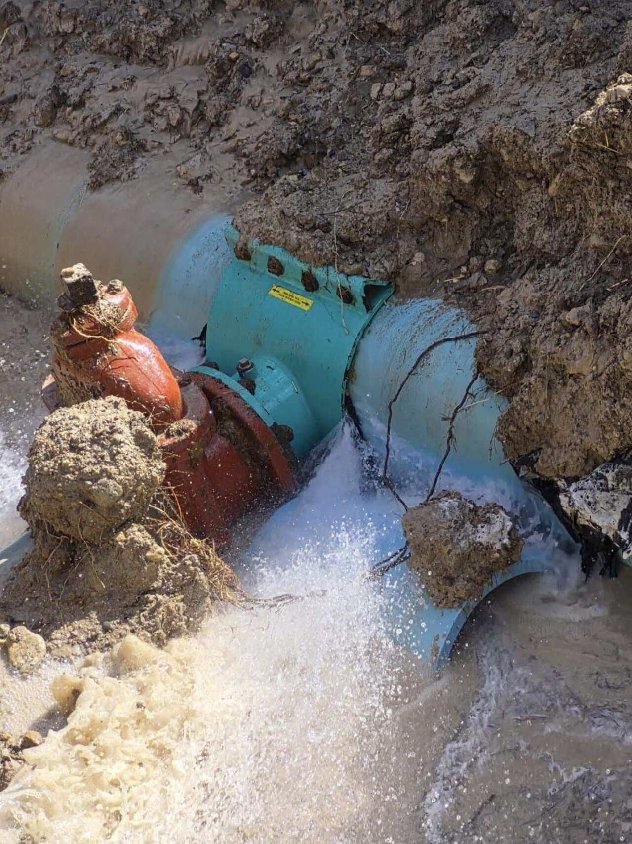 Crews work to repair major water line break affecting East Side areas