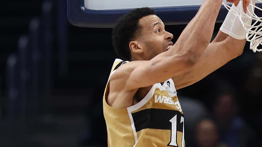 Wizards' new bench forward continues looking like a keeper
