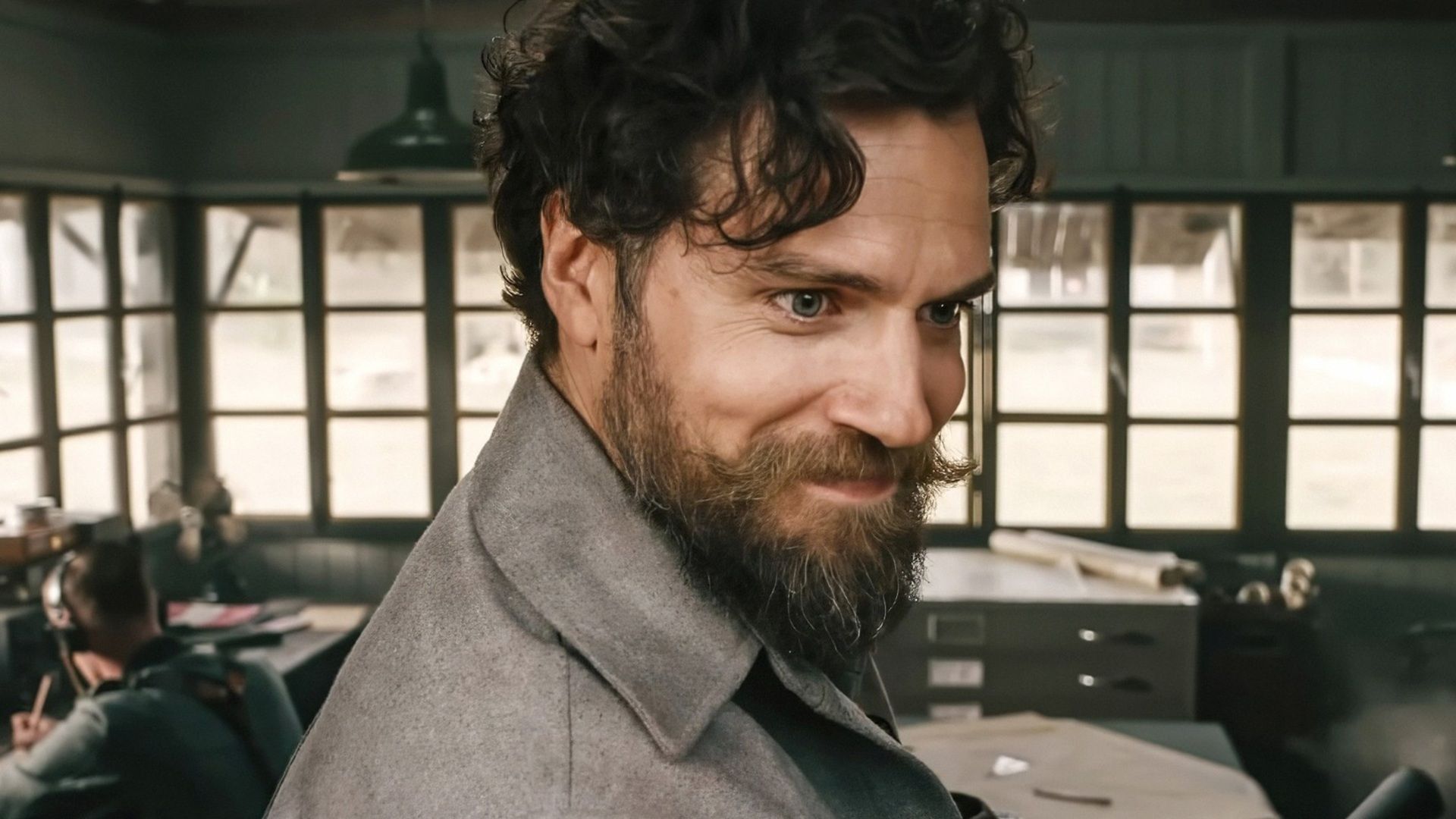 Henry Cavill sports a surprising amount of leather in latest look at ...