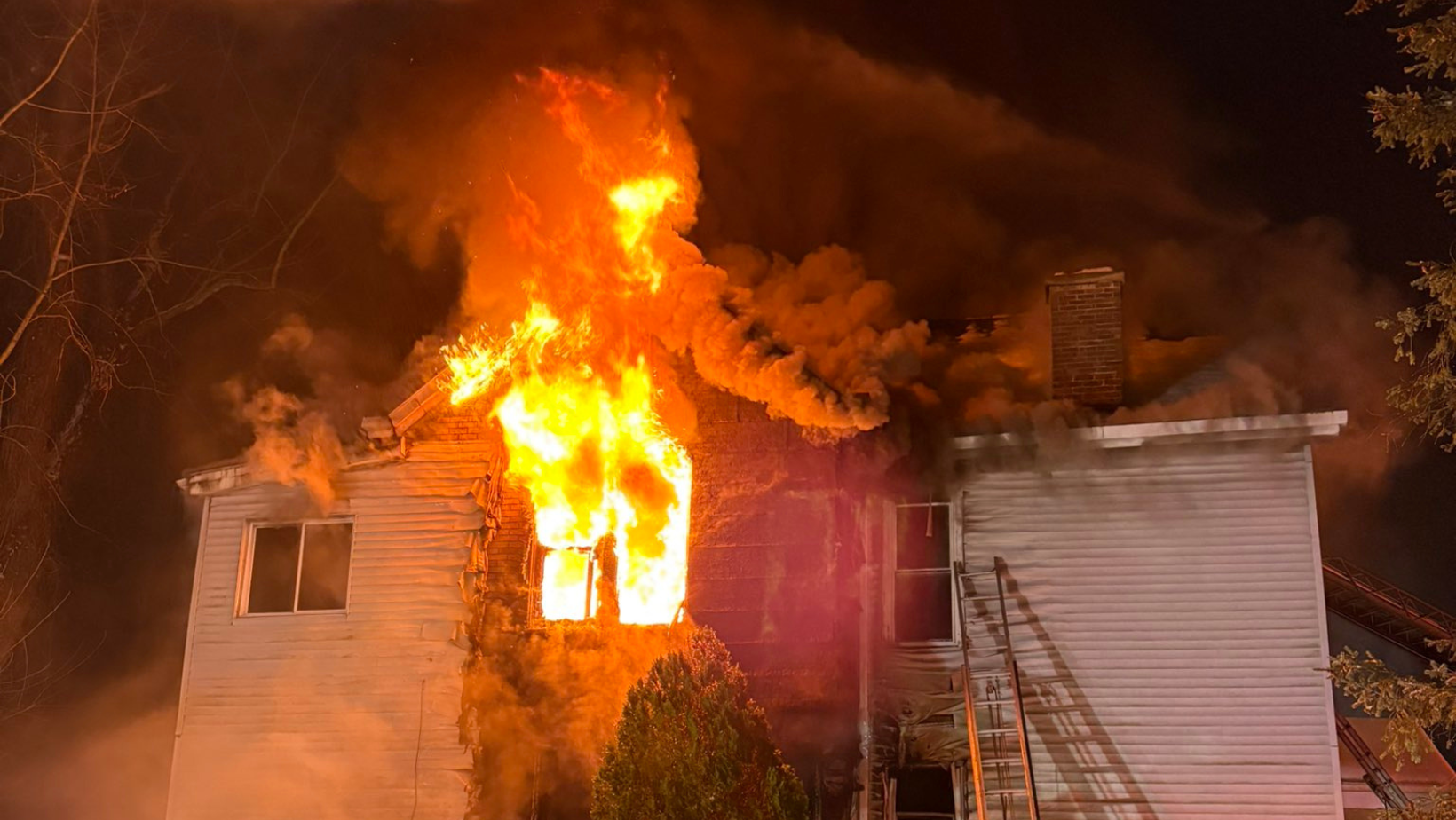 Cincinnati firefighters respond to massive fire at home in Madisonville